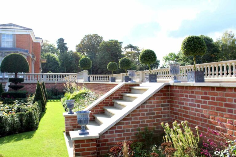 Ultimate Guide to Balustrade | Acanthus Cast Stone
